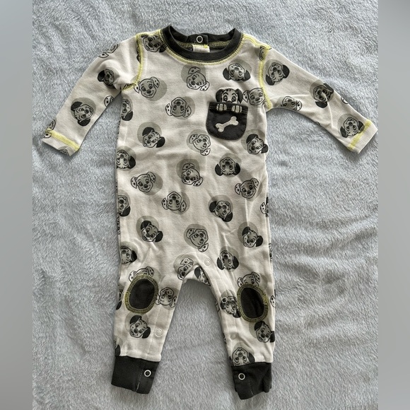 Disney | One Pieces | Disney 69 Month 1 Dalmatians One Piece Pajamas ...